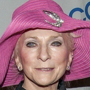 Judy Collins - Bio, Family, Trivia | Famous Birthdays