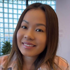 Julia Wong - Age, Bio, Family | Famous Birthdays