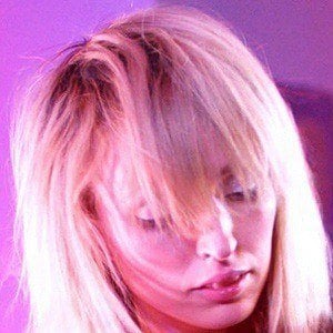 Katie White - Bio, Family, Trivia | Famous Birthdays