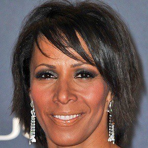 Kelly Holmes - Bio, Family, Trivia | Famous Birthdays