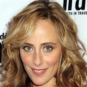 Kim Raver - Bio, Family, Trivia | Famous Birthdays