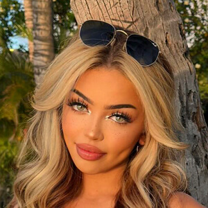 Lacey King - Age, Bio, Family | Famous Birthdays