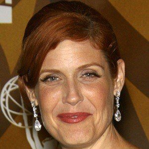 Laura Bennett - Bio, Family, Trivia | Famous Birthdays