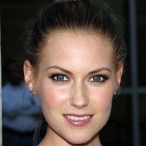 Laura Ramsey - Bio, Family, Trivia | Famous Birthdays
