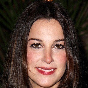 Lindsay Sloane - Bio, Family, Trivia | Famous Birthdays
