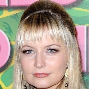 Lindsey Haun - Bio, Family, Trivia | Famous Birthdays