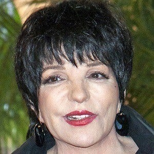 Liza Minnelli - Bio, Family, Trivia | Famous Birthdays