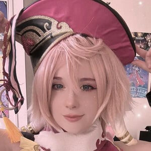Lottiedesu - Age, Family, Bio | Famous Birthdays