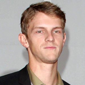 Mark Pontius - Bio, Family, Trivia | Famous Birthdays