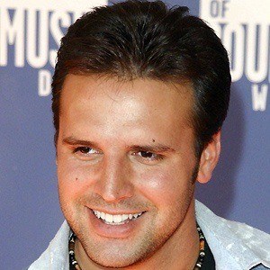 Mark Wills - Bio, Family, Trivia | Famous Birthdays