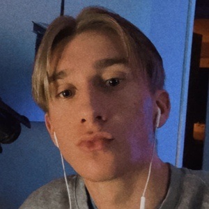 Matt Linkert - Age, Family, Bio | Famous Birthdays