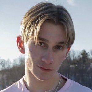 Matt Linkert - Age, Family, Bio | Famous Birthdays