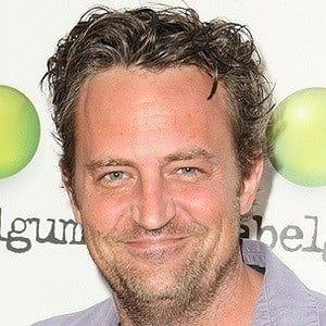 Matthew Perry - Biografia, Curiosidades e Vida Pessoal | Famous Birthdays