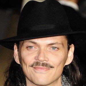 Matthew Williamson - Bio, Family, Trivia | Famous Birthdays