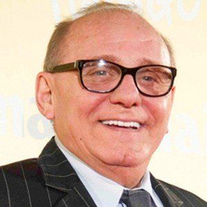 Max Azria - Bio, Family, Trivia | Famous Birthdays