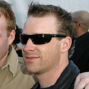 Mike Kroeger - Bio, Family, Trivia | Famous Birthdays