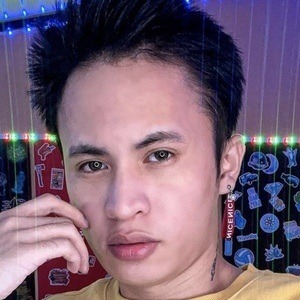 Mikoy Uy - Bio, Family, Trivia | Famous Birthdays