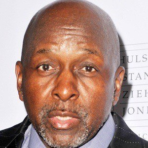 Moses Malone - Bio, Facts, Family | Famous Birthdays