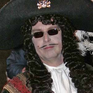 Neil Tennant - Biografía, Datos, Familia | Famous Birthdays