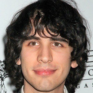 Nick Simmons - Bio, Family, Trivia | Famous Birthdays