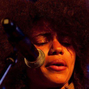 Nneka - Bio, Family, Trivia | Famous Birthdays