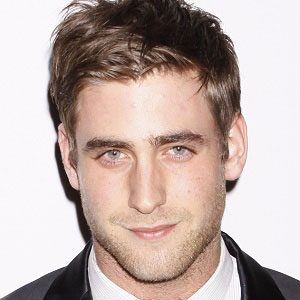 Oliver Jackson Cohen - Bio, Family, Trivia | Famous Birthdays