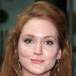 Olivia Hallinan - Biografía, Datos, Familia | Famous Birthdays