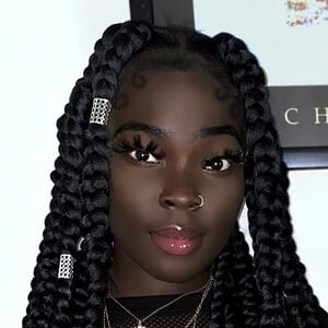 oumy_dioppp - Bio, Family | Famous Birthdays