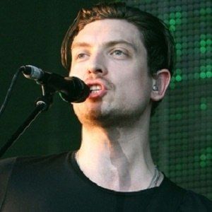 Paul Wilson - Bio, Family, Trivia | Famous Birthdays