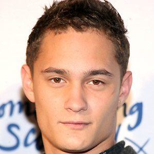 Rafi Gavron - Bio, Family, Trivia | Famous Birthdays