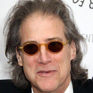 Richard Lewis - Bio, Family, Trivia | Famous Birthdays