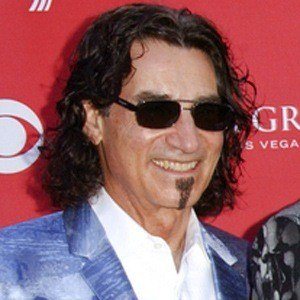 Richard Sterban - Bio, Family, Trivia | Famous Birthdays