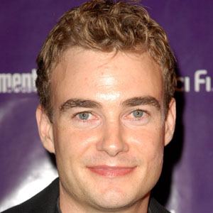Robin Dunne - Bio, Family, Trivia | Famous Birthdays