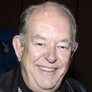 Robin Leach - Bio, Family, Trivia | Famous Birthdays