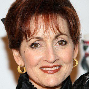 Robin Strasser - Bio, Family, Trivia | Famous Birthdays