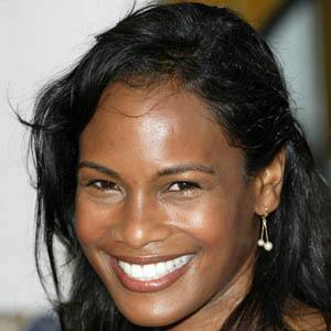 Robinne Lee - Bio, Family, Trivia | Famous Birthdays