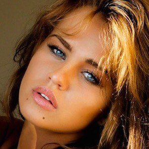 Rosie Mac - Bio, Family, Trivia | Famous Birthdays