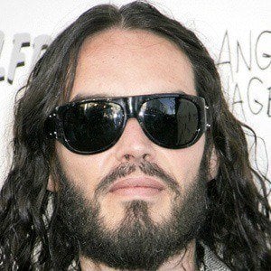 Russell Brand - Bio, Family, Trivia | Famous Birthdays