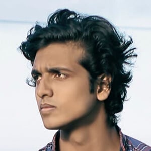 RUTURAJ VFX - Age, Family, Bio | Famous Birthdays