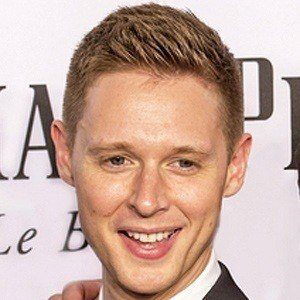 Samuel Barnett - Bio, Family, Trivia | Famous Birthdays