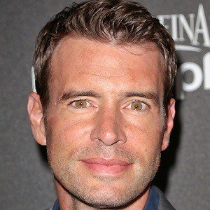 Scott Foley - Bio, Facts, Family | Famous Birthdays