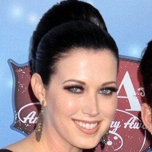 Shawna Thompson - Bio, Family, Trivia | Famous Birthdays