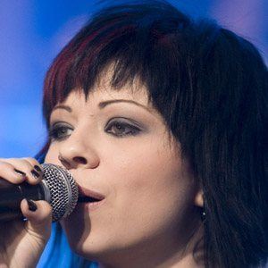 Shiloh - Bio, Family, Trivia | Famous Birthdays