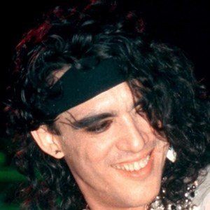 Stephen Pearcy - Bio, Family, Trivia | Famous Birthdays