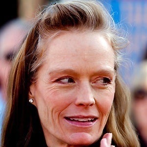 Suzy Amis - Bio, Family, Trivia | Famous Birthdays
