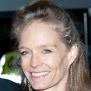 Suzy Amis - Bio, Family, Trivia | Famous Birthdays