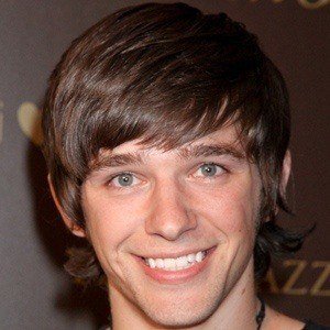 Tim Urban - Bio, Family, Trivia | Famous Birthdays