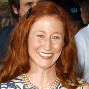Vicki Lewis - Bio, Family, Trivia | Famous Birthdays