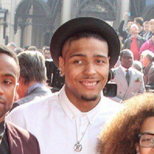 Warren Russell - Bio, Family, Trivia | Famous Birthdays