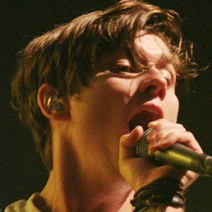 William Beckett - Bio, Family, Trivia | Famous Birthdays